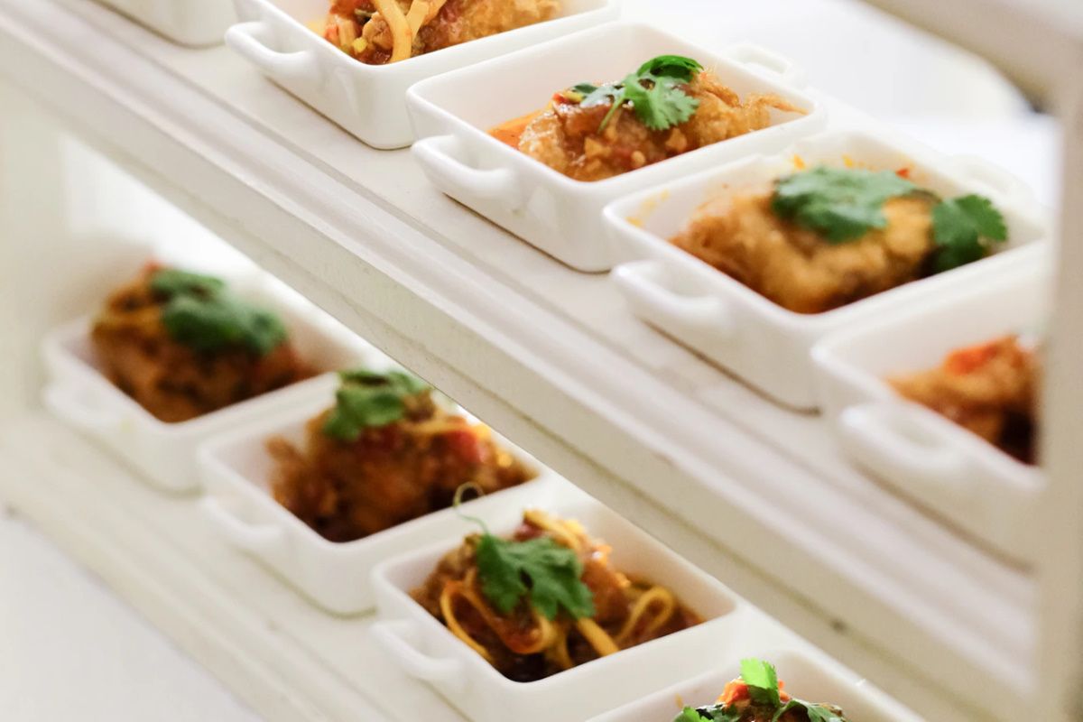 26 Best Catering Companies to Service Your Events & Parties in 2020