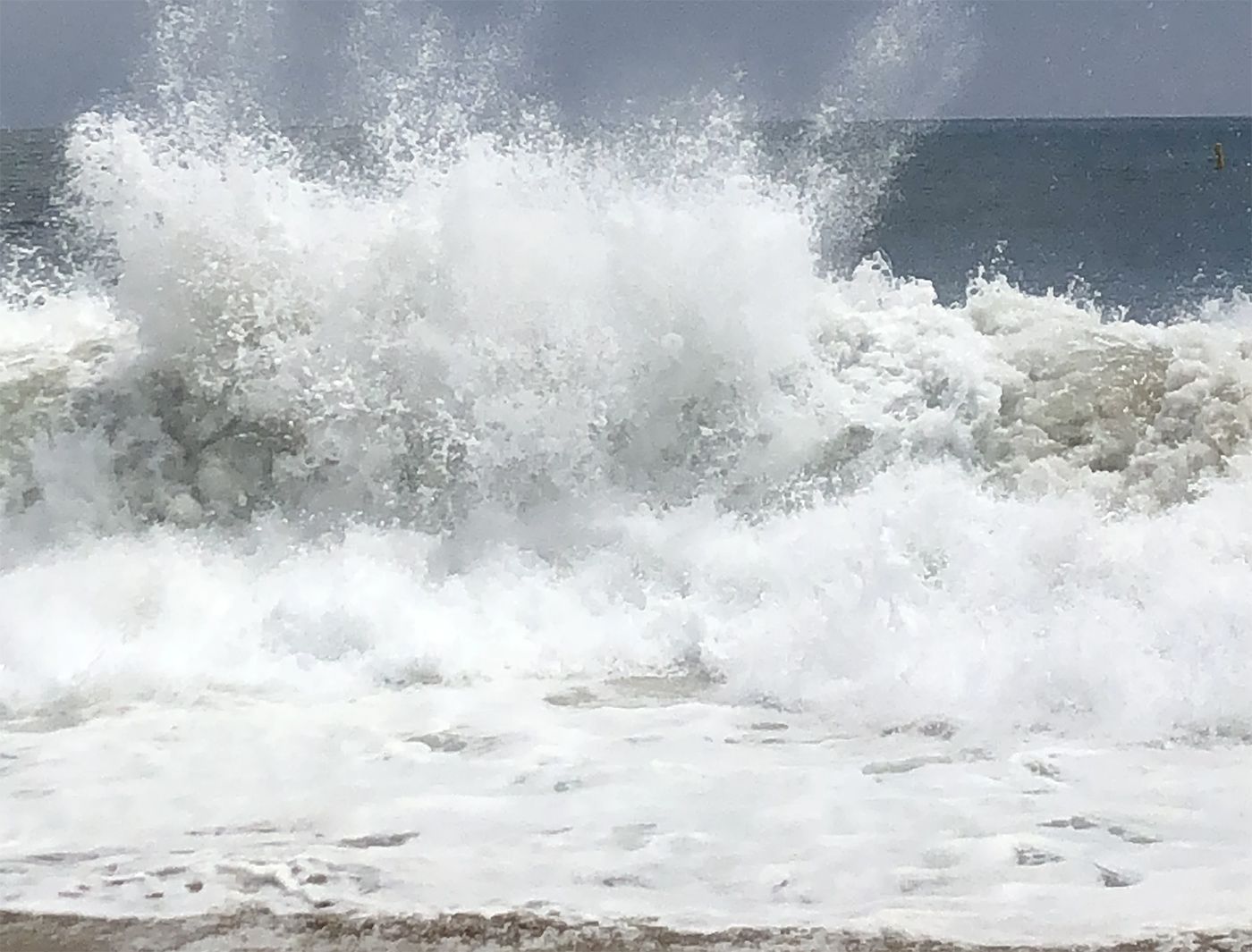 Monday Morning Headlines: Dry Weather But Big Waves Headed Our Way
