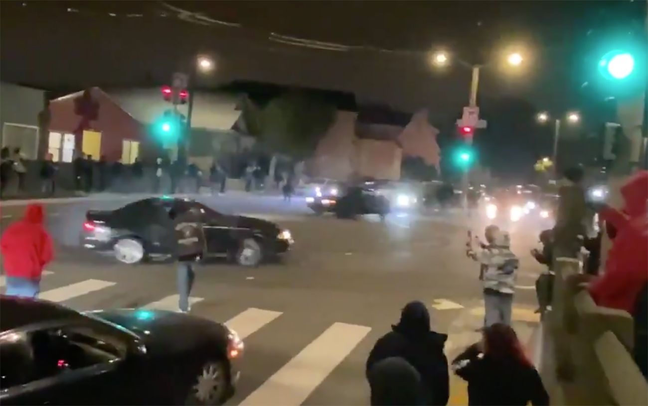 Dozens of Cars Converge on SF for Five Separate Sunday Morning Sideshows