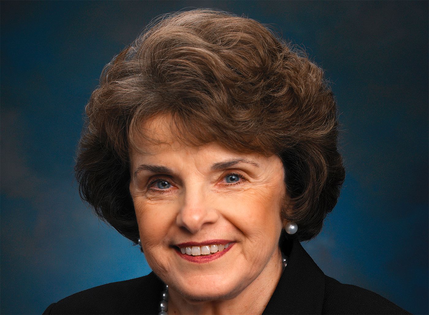DiFi to Non-Mask-Wearing States: 'No More Federal Stimulus For You'
