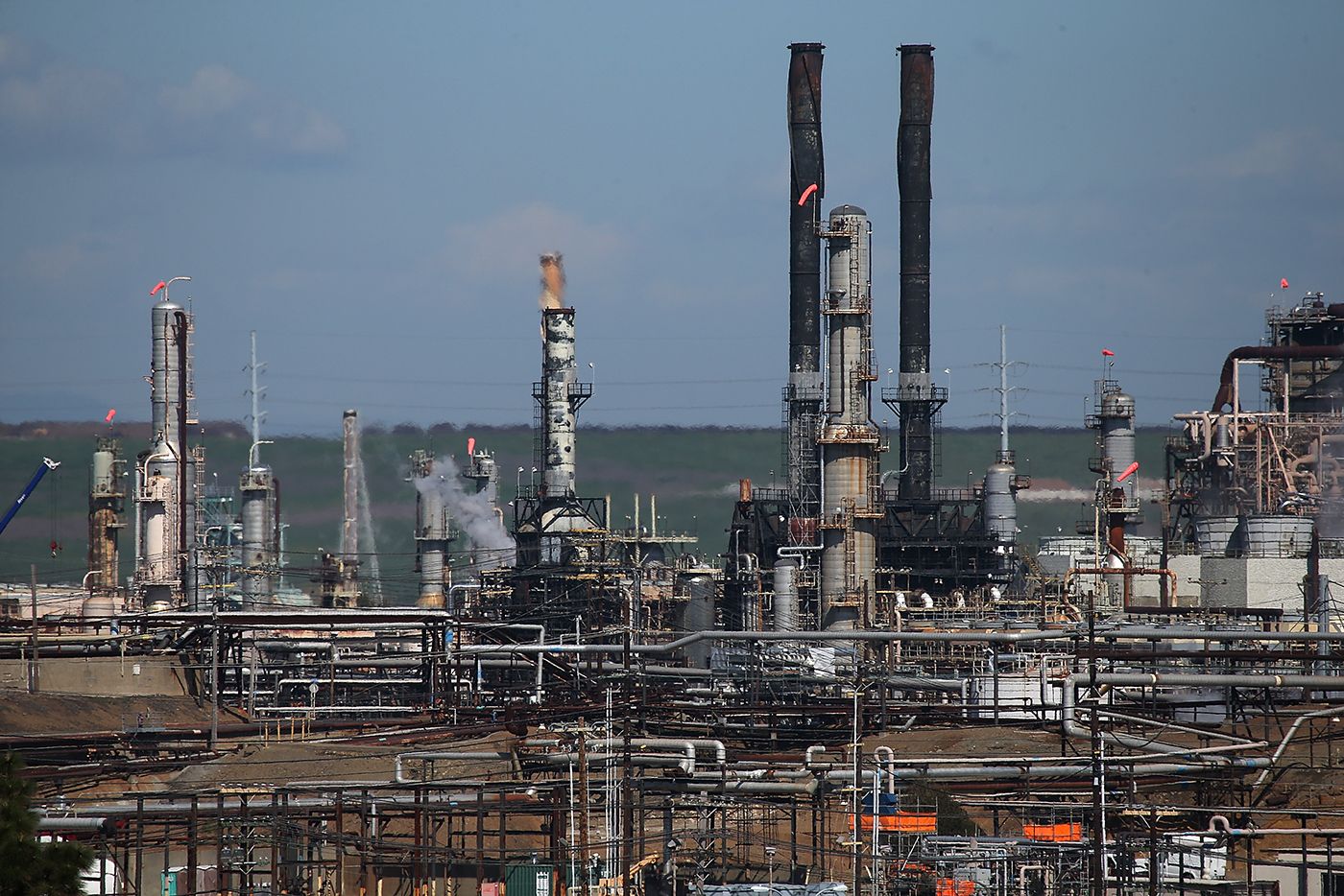 Day Around the Bay: Oil Spill at Chevron's Richmond Refinery Leaking 5 ...