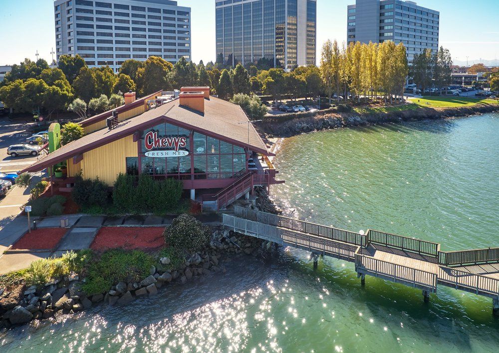 Video: 120 MPH Car Chase Ends When Suspect Tries to Swim Away in Bay at ...