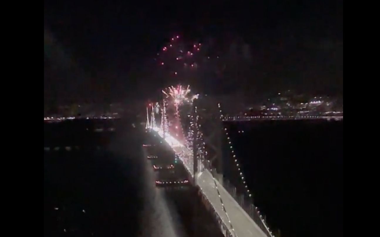 Firework Flashmob on the Bay Bridge Tuesday Night Brings Delight, Traffic