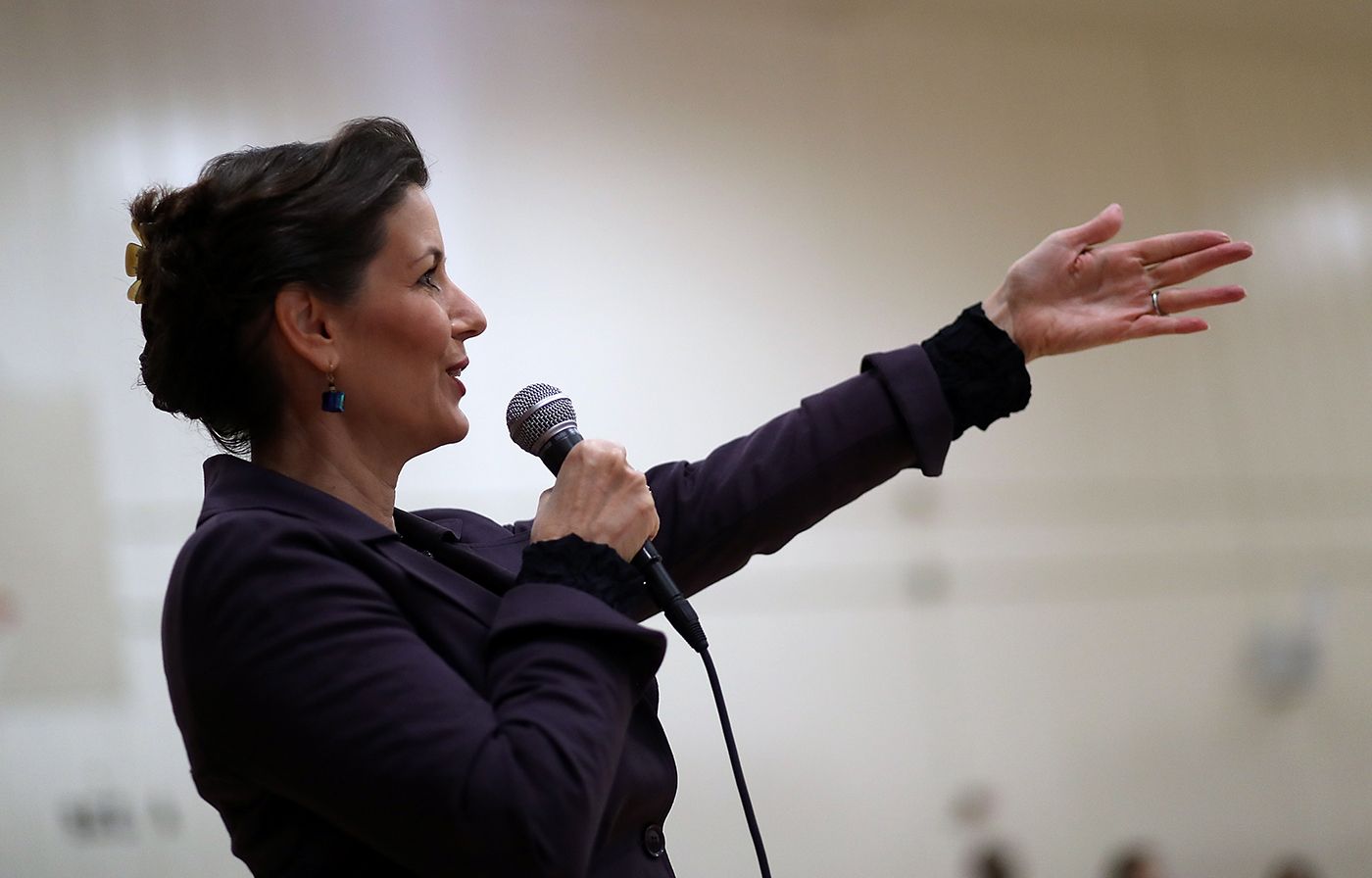 Humpday Headlines: Oakland Mayor Libby Schaaf Holds Town Hall on Gun ...