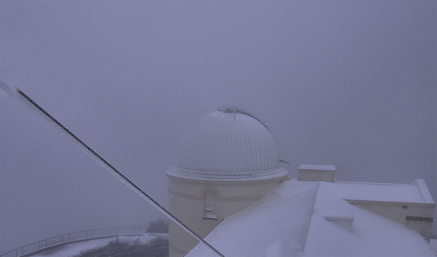 Monday Morning Headlines: Mount Hamilton Sees Blanket of Snow