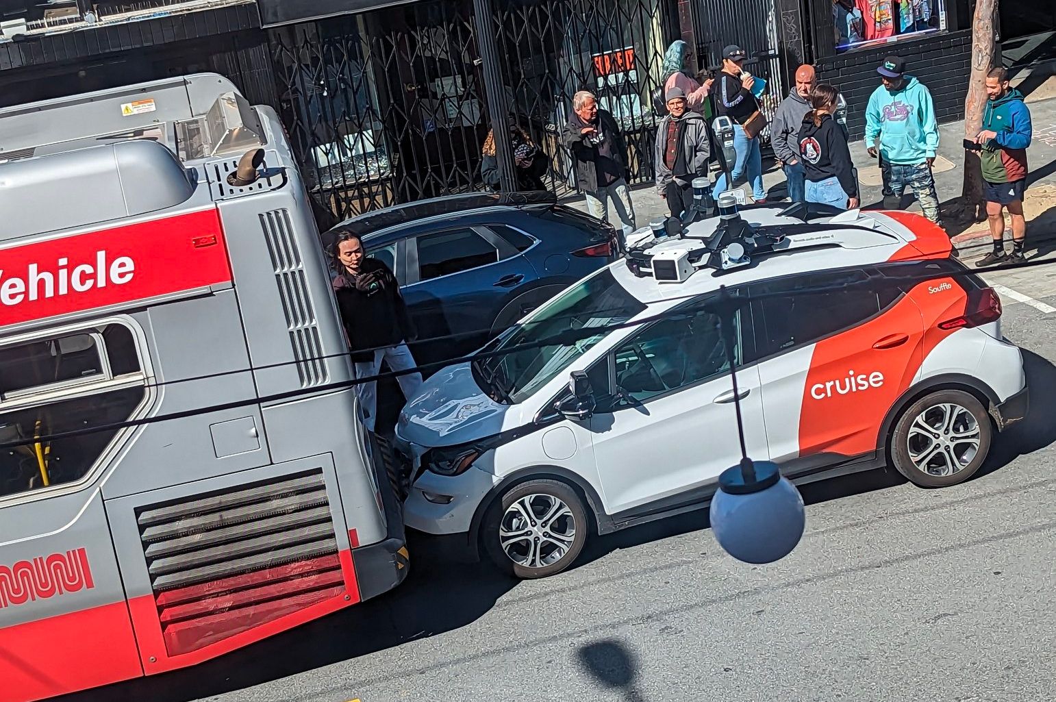 Friday Morning Constitutional: Cruise Vehicle Hits Back of Muni Bus