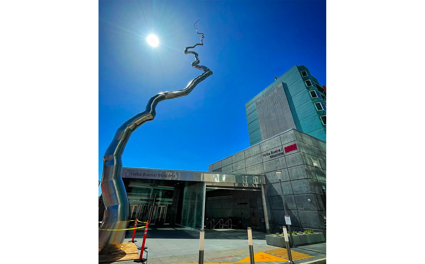 Ten Years After It Was Commissioned, 102-Foot Twisting Sculpture ...