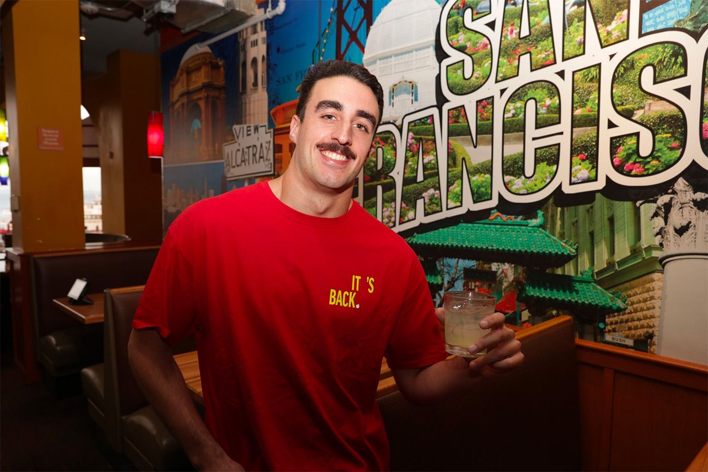 New Local Icon 'Dollarita Steve' Gets Promo Gig With Applebee's, Visits ...