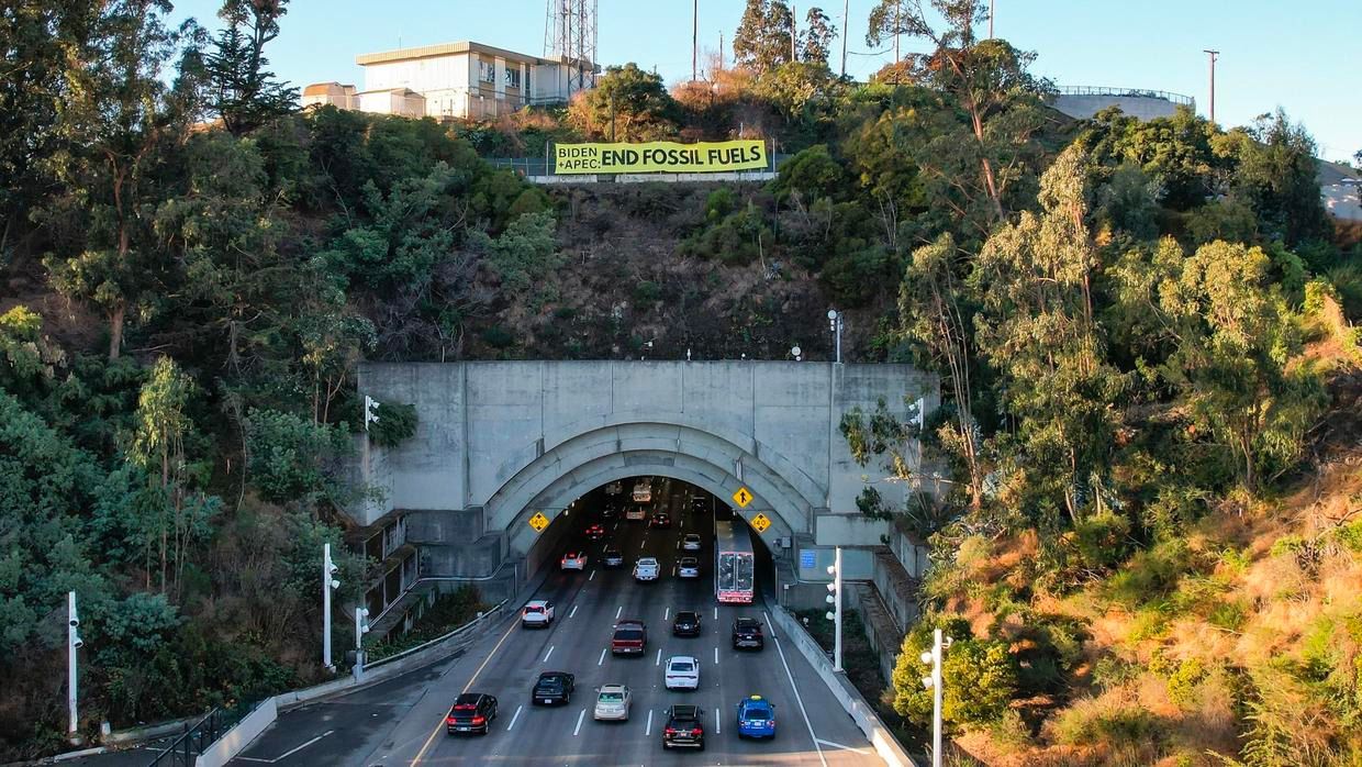Day Around the Bay: 'End Fossil Fuels' Banner Goes Up on Bay Bridge