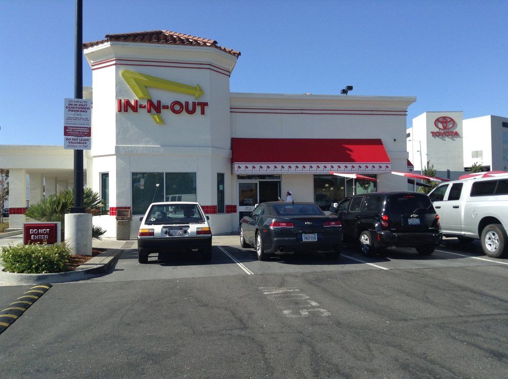 The Only In-N-Out in Oakland Is Closing ‘Due to Ongoing Issues With Crime’