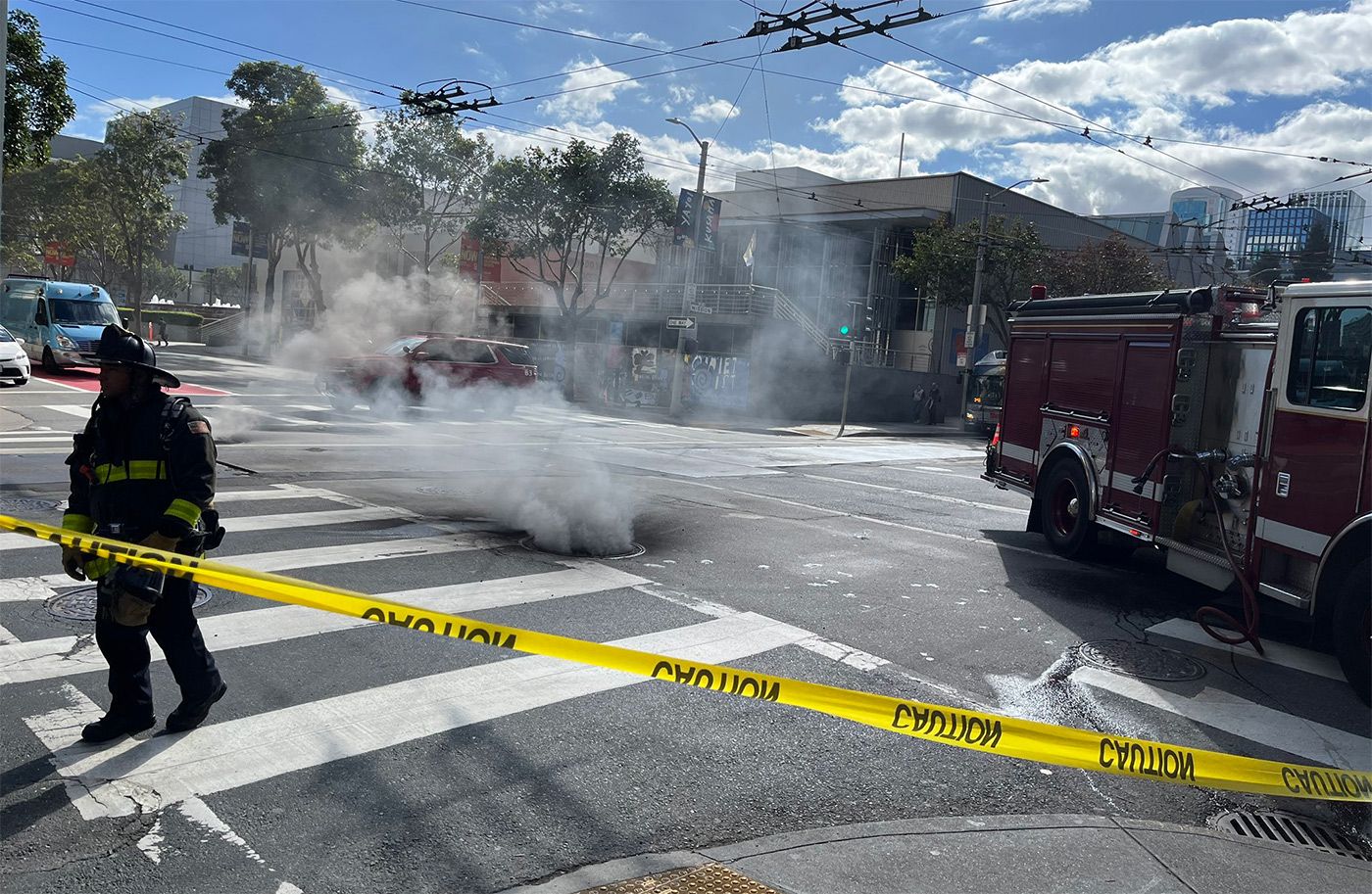 Underground Vault Fire Sends Smoke Into SoMa, Closes Mission & Third ...