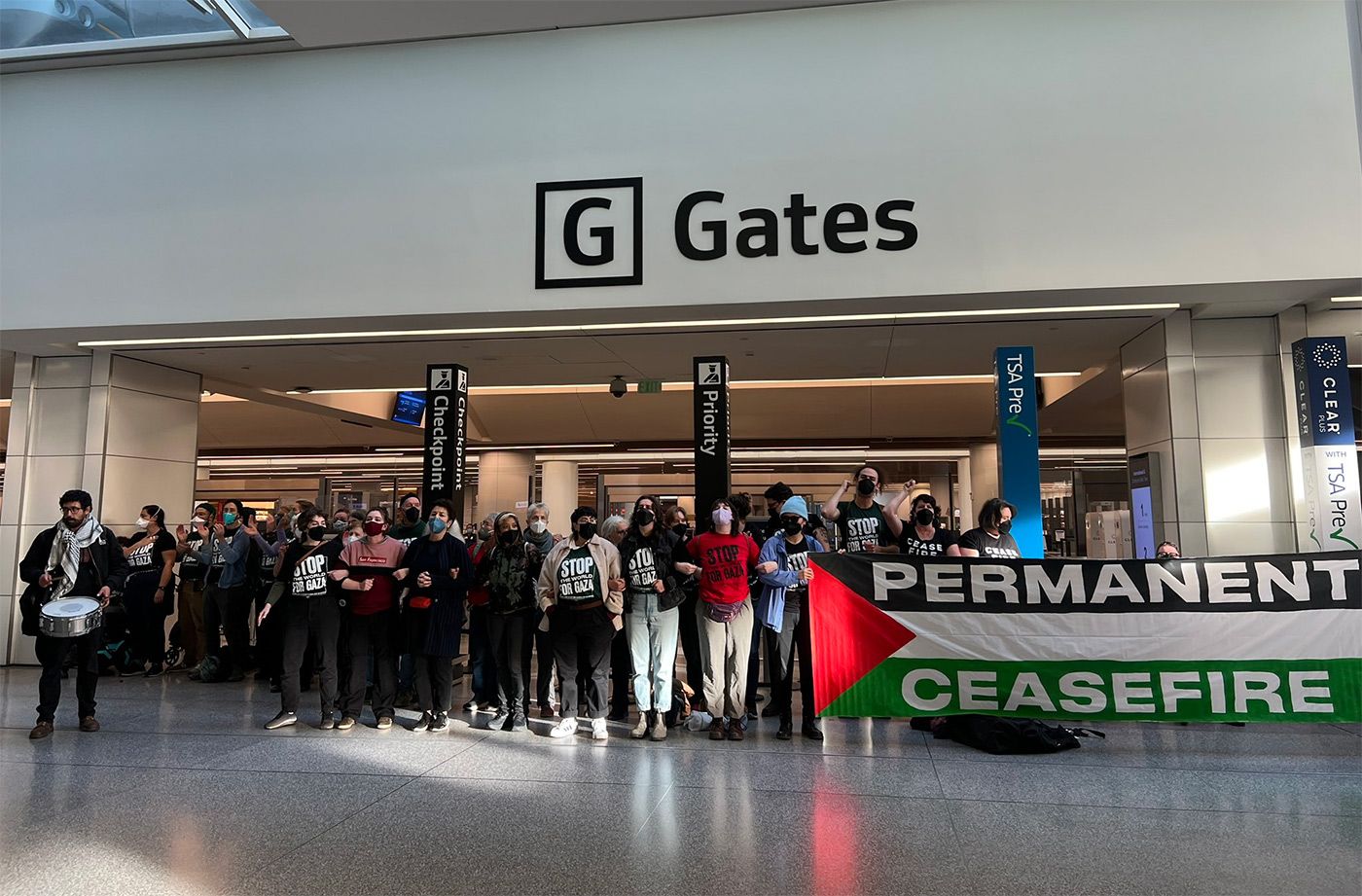 Gaza Ceasefire Protesters Block Security Gates at SFO International ...