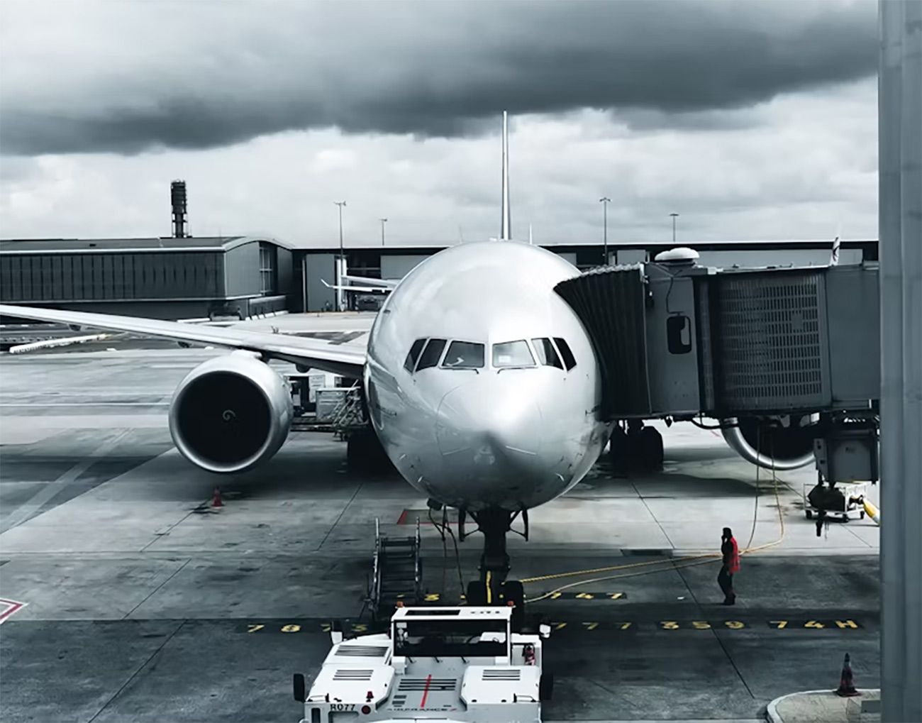 Jetway Collapses at SFO, Damaging Hawaiian Airlines Jet