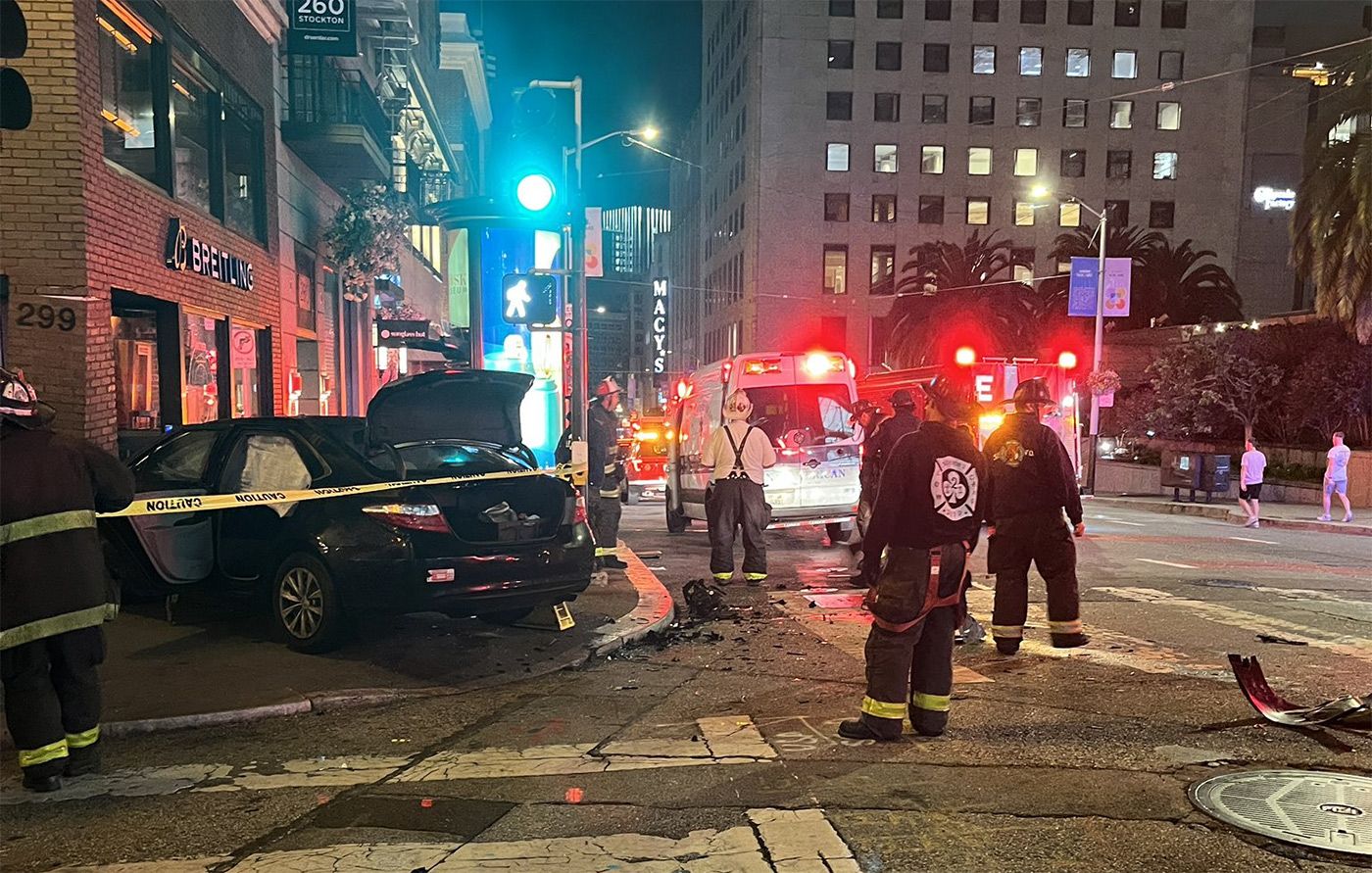 Sunday Links: Union Square Car Crash Leaves Four Hospitalized