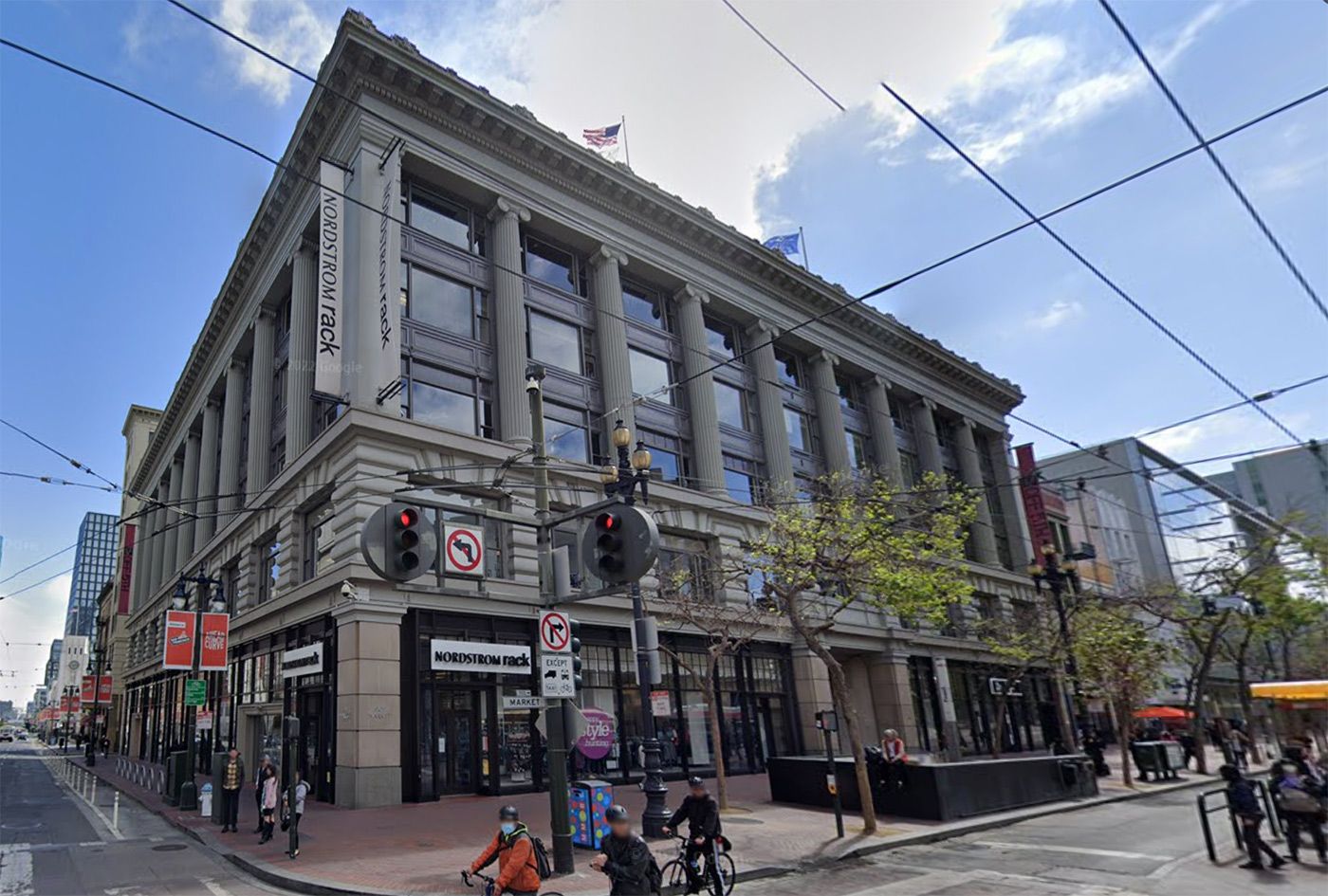 SF Democrats Take Over Vacant Nordstrom Rack on Market Street