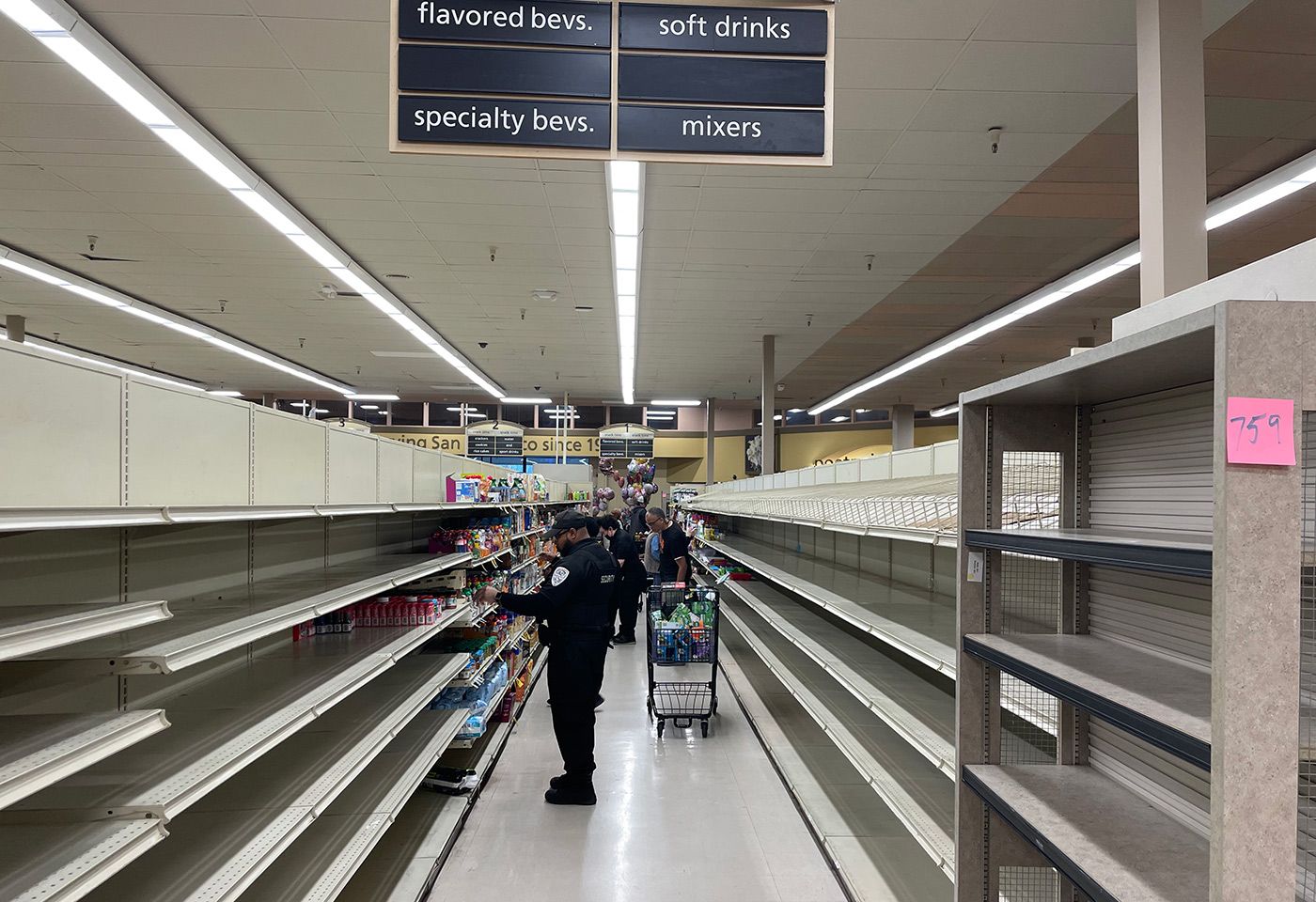 Fillmore Safeway, Nearly Depleted of Goods, Set to Become Desolate ...